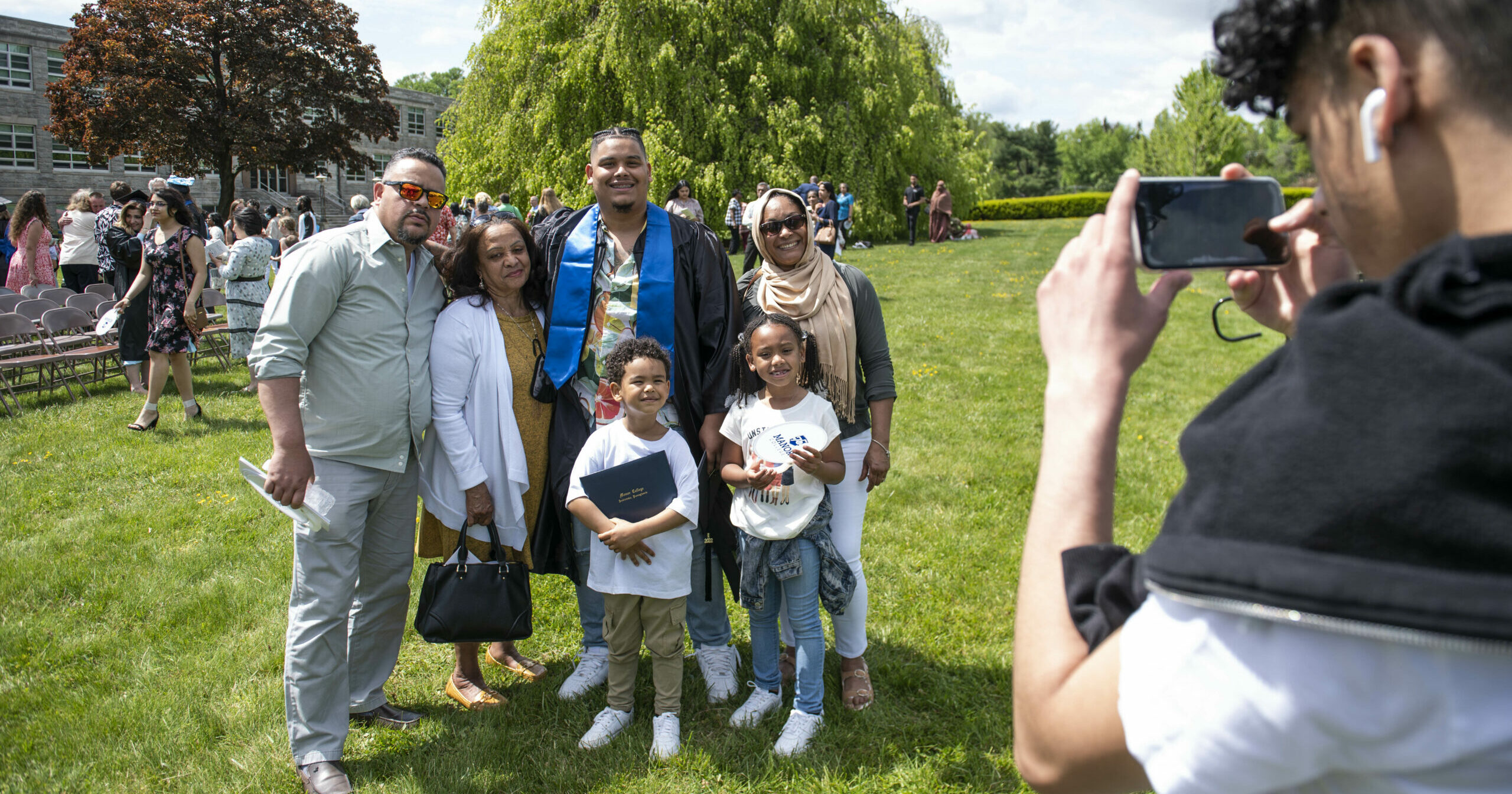 Six Photo-Friendly Spots on Campus for Manor College Graduates - Manor ...